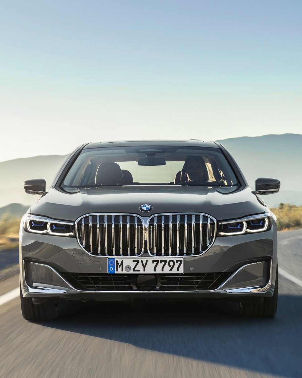 BMW 7 Series (G12 LCI, facelift 2019) M760Li (585 Hp) xDrive Steptronic